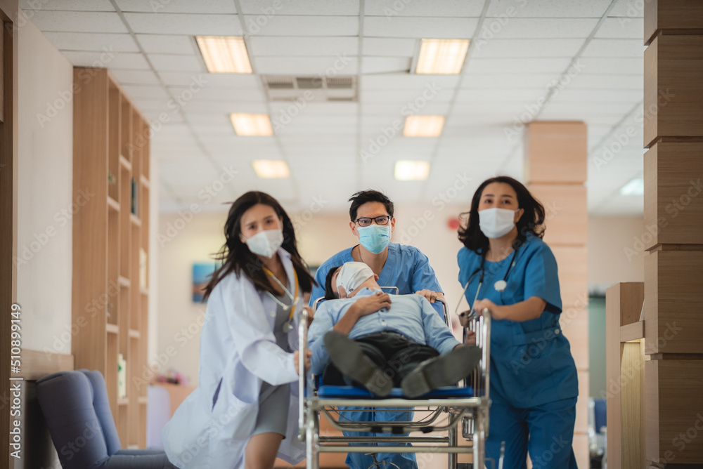 emergency patient concept, professional doctor working for help ...