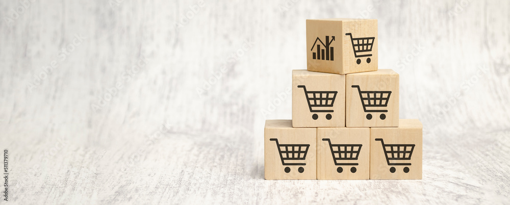 Business sale growth and expand shop franchise concept, wooden cube ...