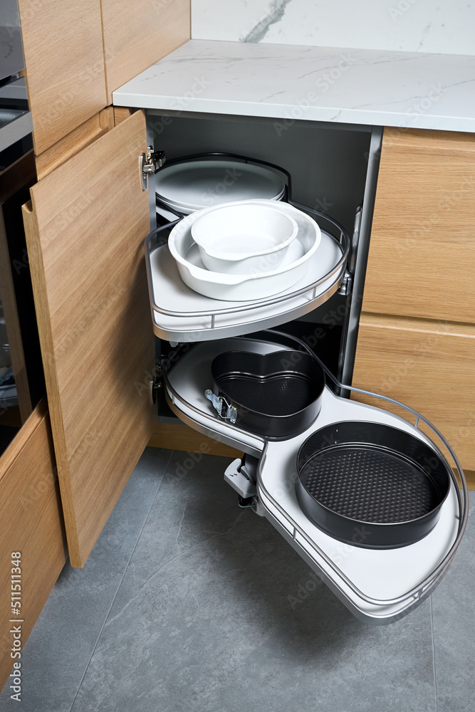 Kitchen access mechanism Magic corner for Blind Corner Cabinets ...