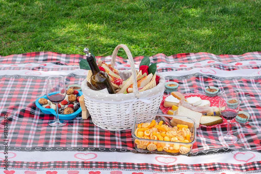 picnic basket with food in daylight Stock Photo | Adobe Stock
