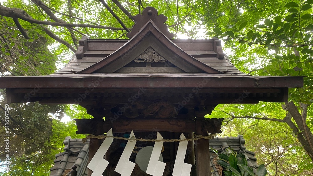 Beautiful detail of Japanese ancient architecture at Suwa shrine ...