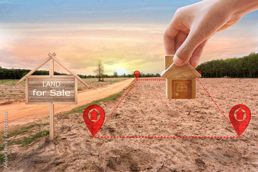 House symbol with location pin icon in real estate sale or property ...