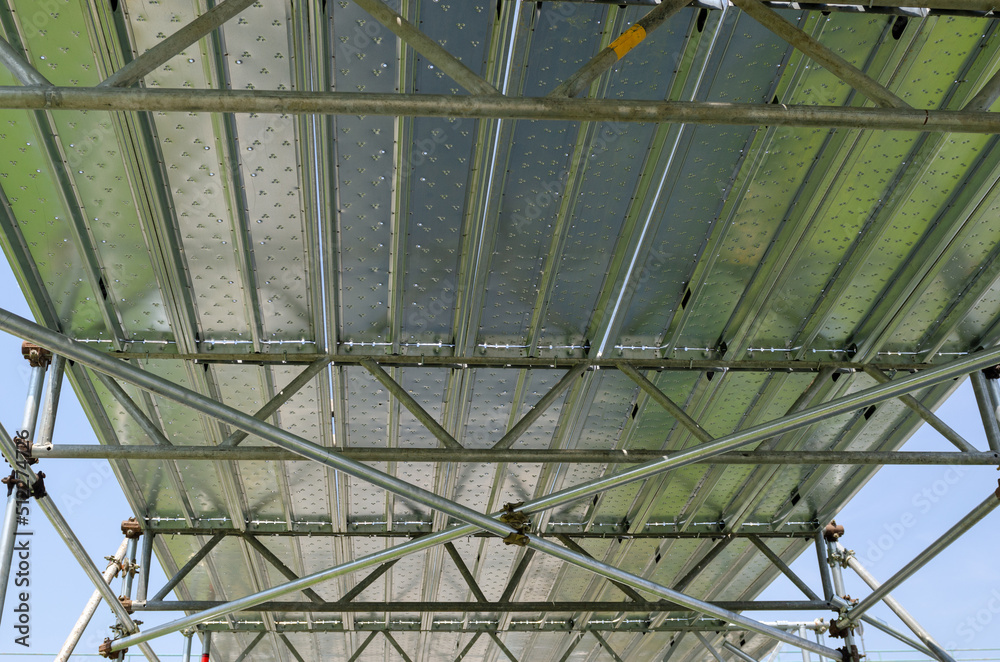 Scaffolding construction: detail with load-bearing structure in ...