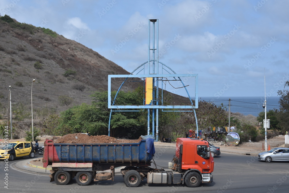 Fotografia do Stock: Le rond point des Mamelles à Dakar au Sénégal ...