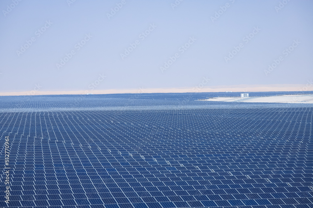 Solar panels to generate electricity with solar energy Stock Photo ...