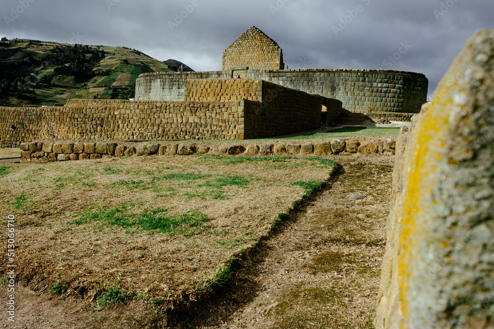 COMPLEJO ARQUEOLOGICO DE INGAPIRCA. CAÑAR - ECUADOR. Ruinas Incas ...