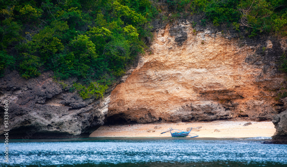 Small, Traditional Boat on a Hidden Beach Near Puerto Galera on Mindoro ...