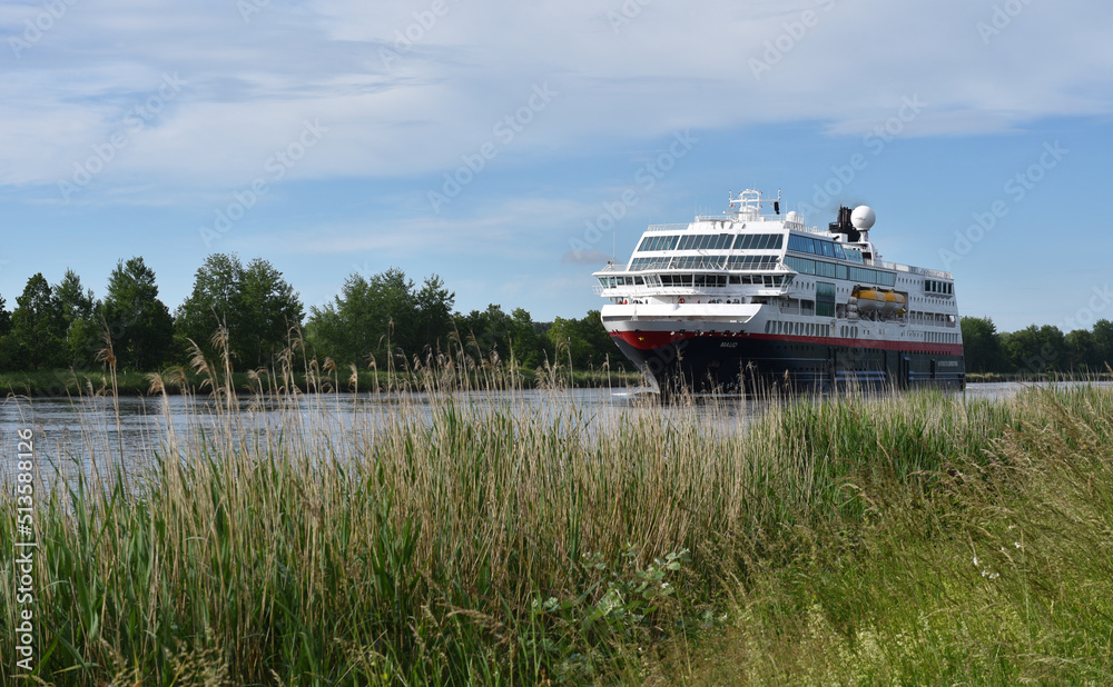 Schiff der Hurtigruten im Nord-Ostsee-Kanal Stock Photo | Adobe Stock