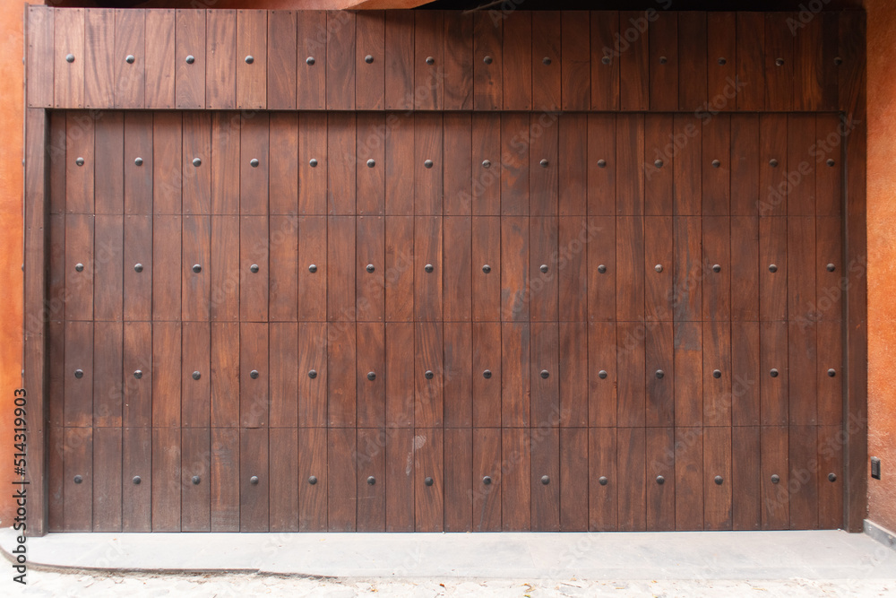 wooden house garage gate door texture background in vla'quirico ...