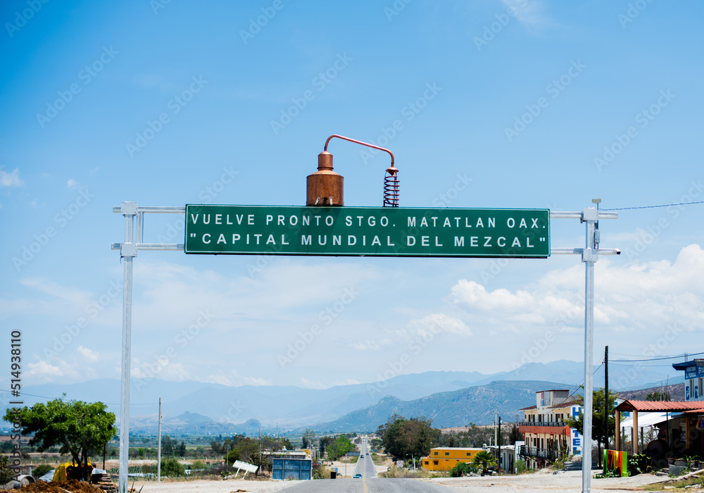 Letrero de bienvenida Santiago Matatlan Oaxaca Stock Photo | Adobe Stock