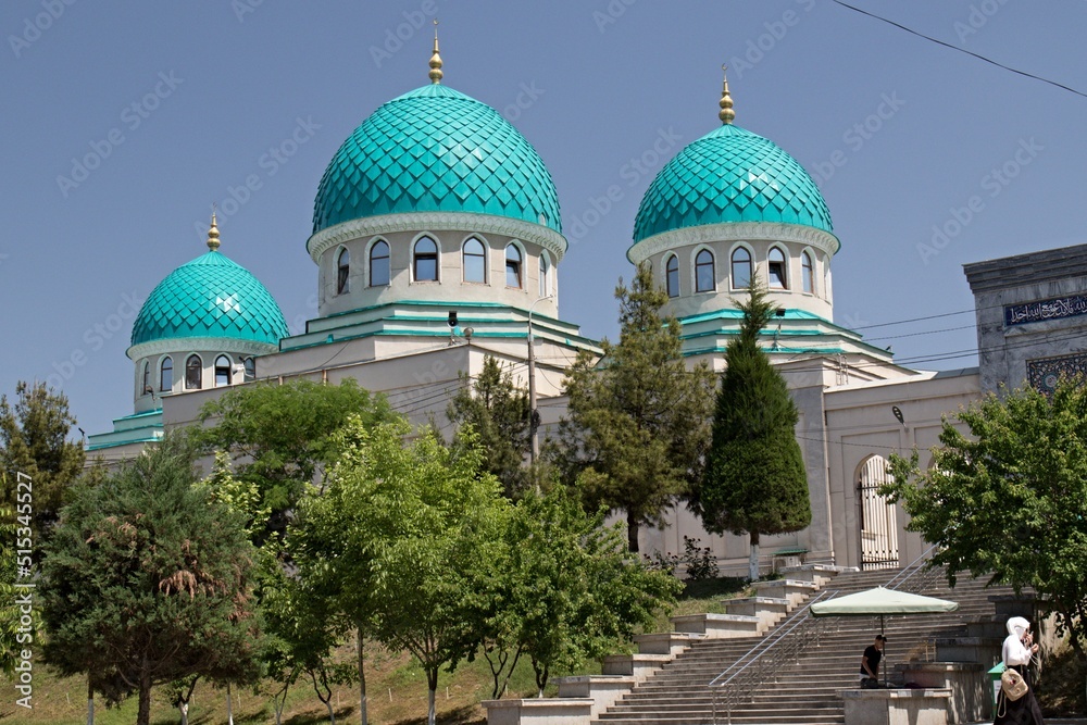 Khoja Ahror Valiy Mosque is a mosque in Tashkent, Uzbekistan. Also ...