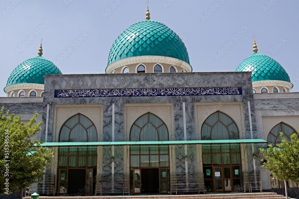 Khoja Ahror Valiy Mosque is a mosque in Tashkent, Uzbekistan. Also ...