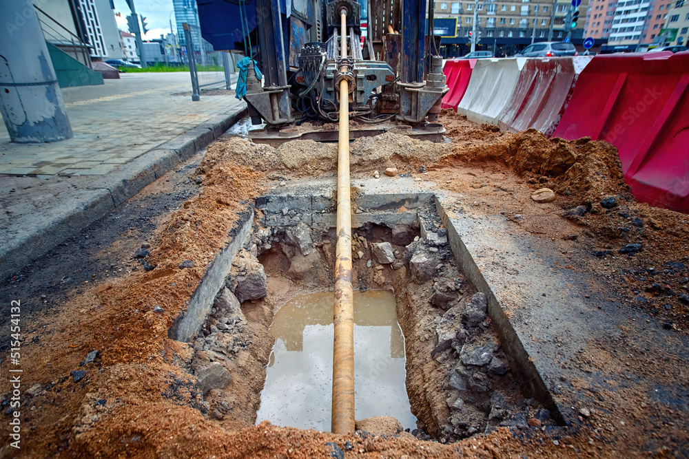 Drilling machine, laying communications. HDD drill rig, drilling under ...