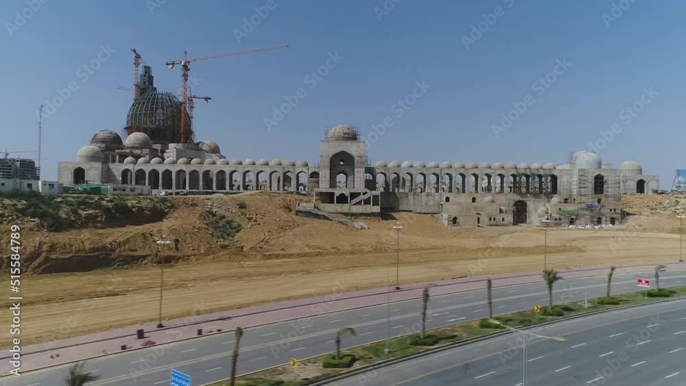 Aerial view of the construction of the Grand Jamiya Mosque in Karachi ...