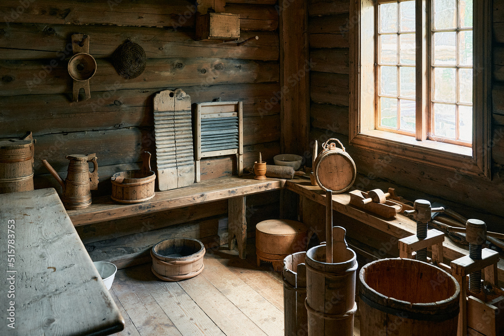 Foto de Traditional Norwegian kitchen tools in wood from a farmhouse in ...