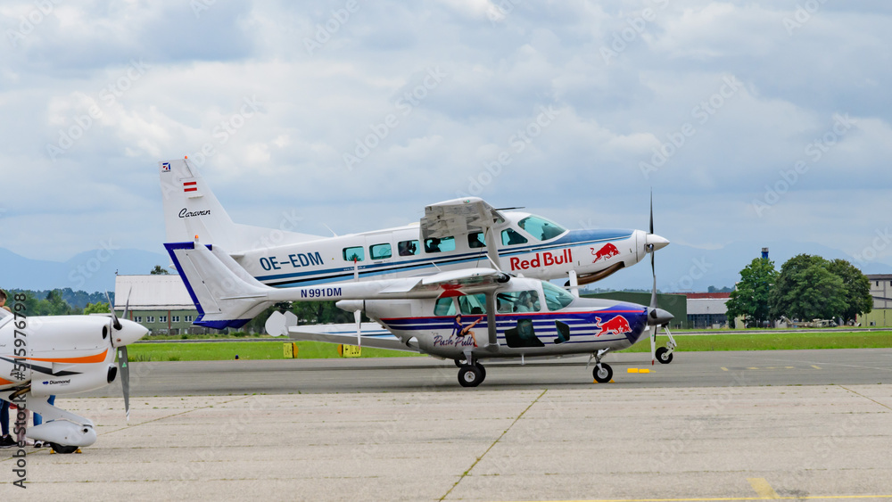 hoersching, austria, 08 july 2022, Cessna 208 Caravan I Amphibian and ...