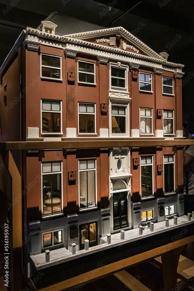 Museum of the Canals (Grachtenmuseum) on the Herengracht: Model of 17th ...