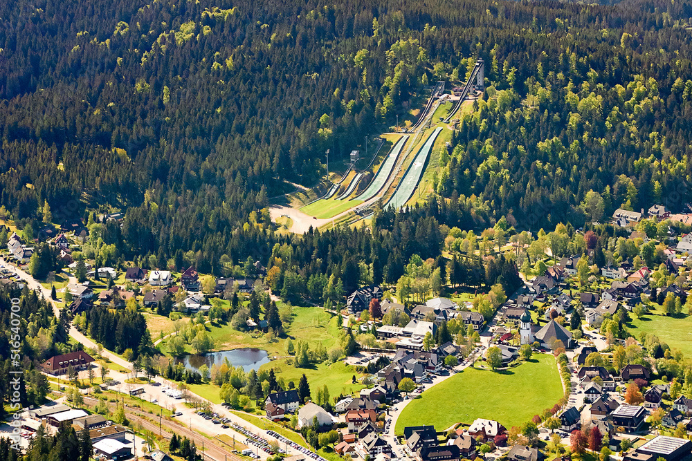 Skisprungschanze Hinterzarten aus dem Flugzeug fotografiert Stock Photo ...