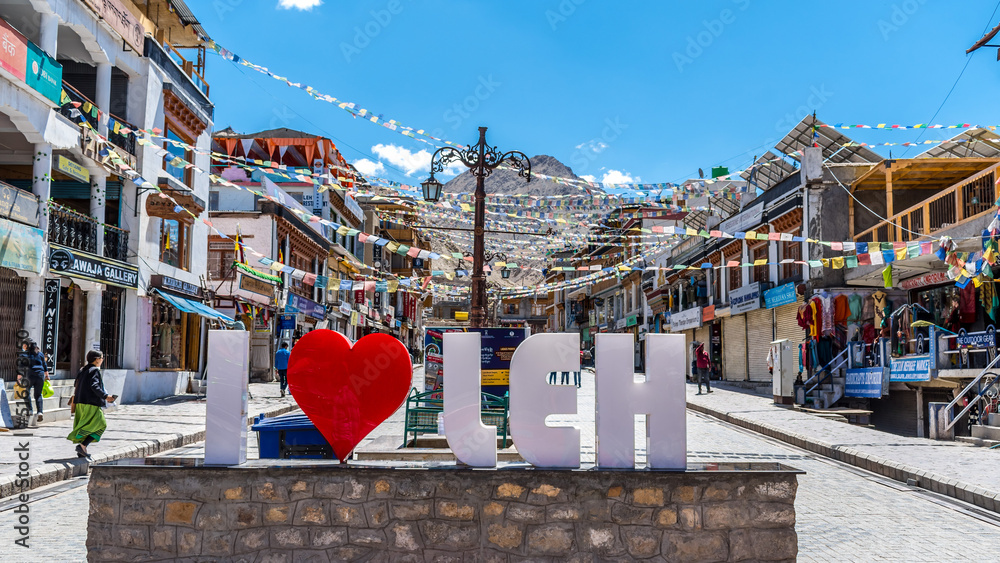 The Leh Main Market is one of the most attractive and famous places in ...