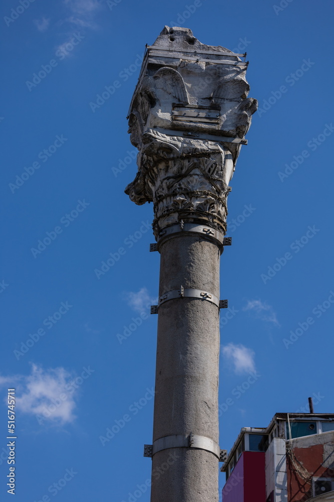 Foto de Elements of architectural decorations of buildings, columns and ...