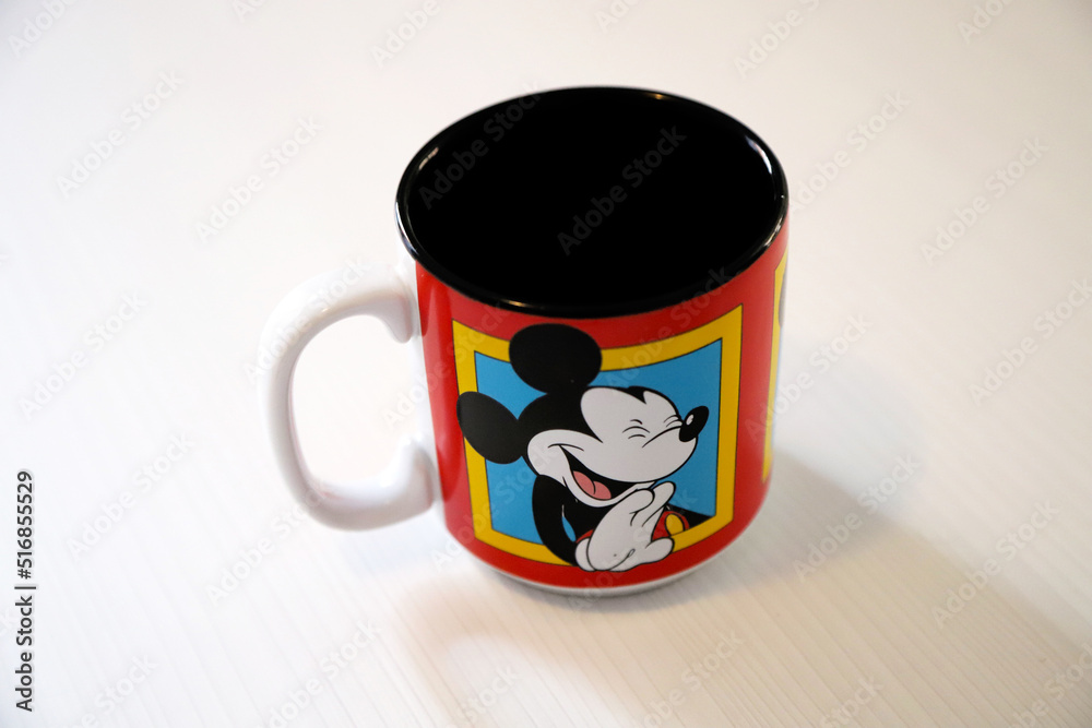 Mickey Mouse ceramic mug. Very funny Mickey. Classic version of Mickey ...