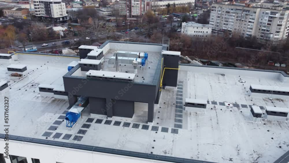 Vidéo Stock roof boiler room on construction of new residential high ...