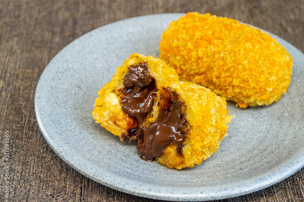 Kroket pisang coklat keju lumer. made from bananas cooked by frying ...