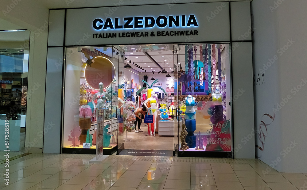 Calzedonia logo on Calzedonia store in Aventura Mall, Florida ...