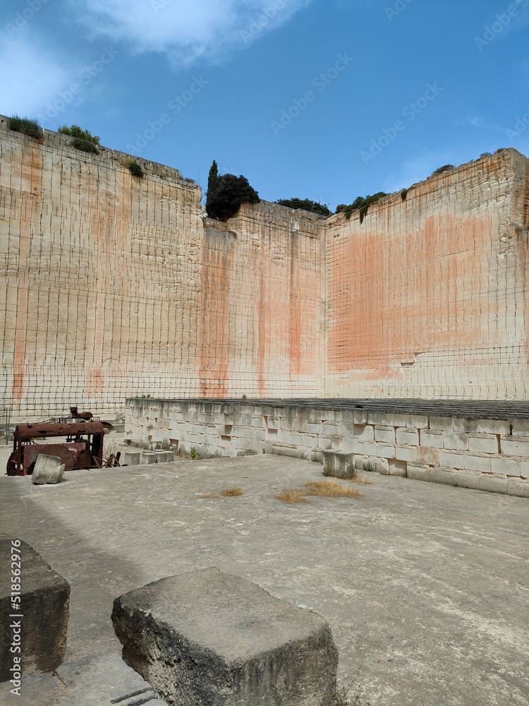 Foto de Lithica, Pedreres de s'Hostal, Menorca (Minorca) island, Spain ...