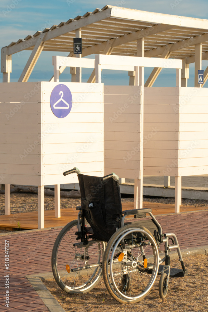 Sign beach locker wheelchair room disabled oliday sea child family ...