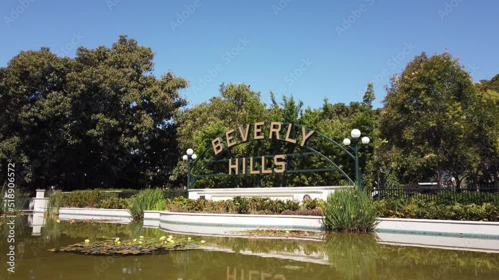 Video „Los Angeles, California, USA, June 21, 2022: TILT SHOT - The ...