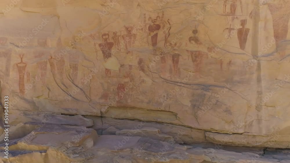 Ancient life-size anthropomorphic Barrier Canyon Style rock art ...