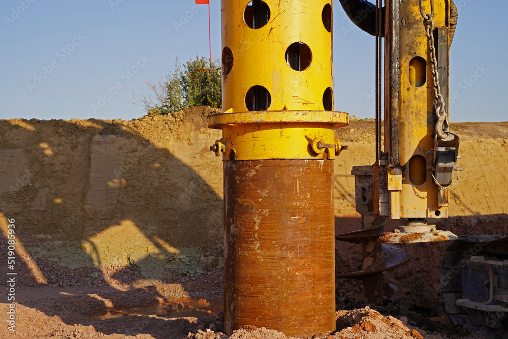 Drilling and installation of steel cages and concrete for the ...