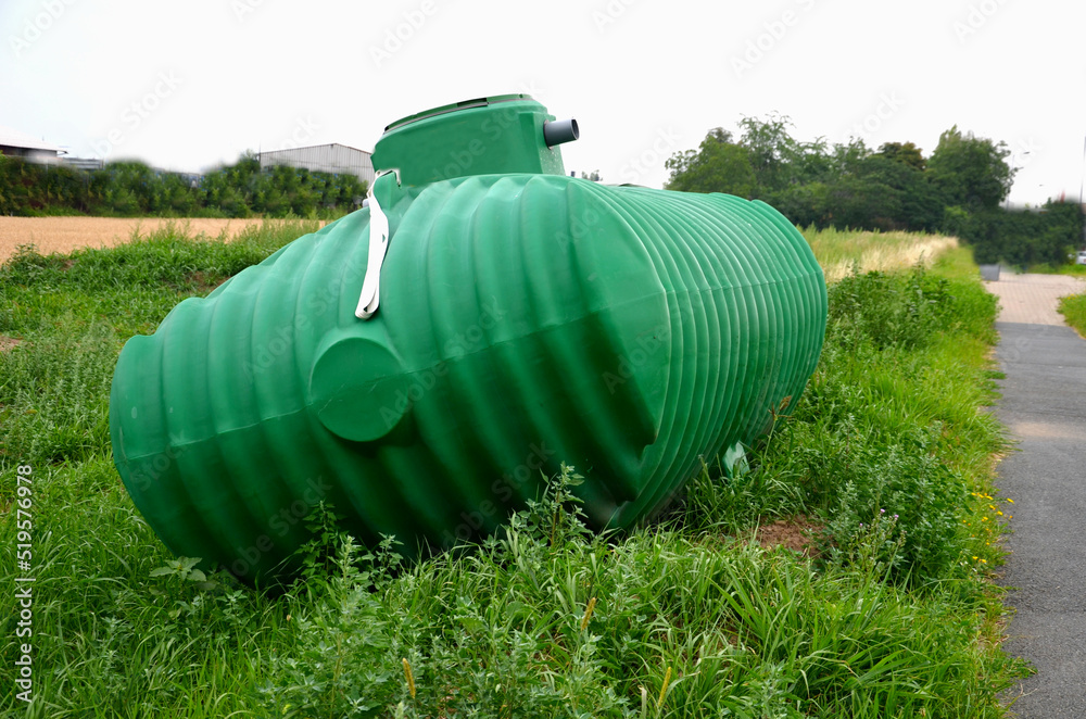 green plastic retention tank, rainwater tank with round neck and ...