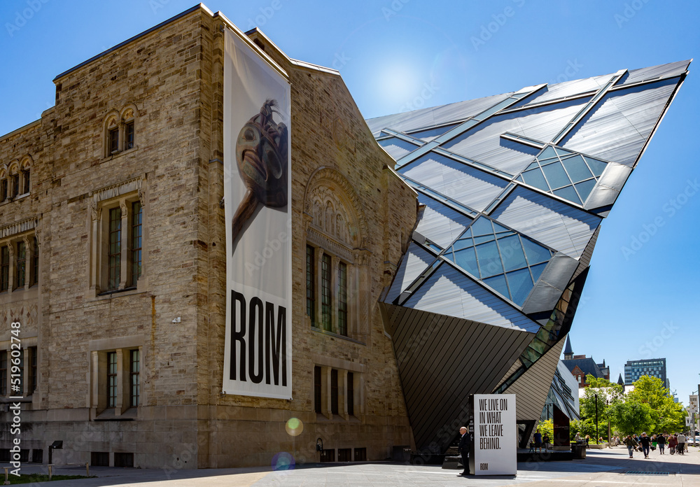 Toronto, On,Canada - June 18, 2022: Royal Ontario Museum on Bloor ...
