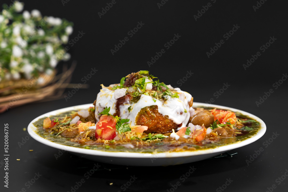 Aloo Tikki Chaat