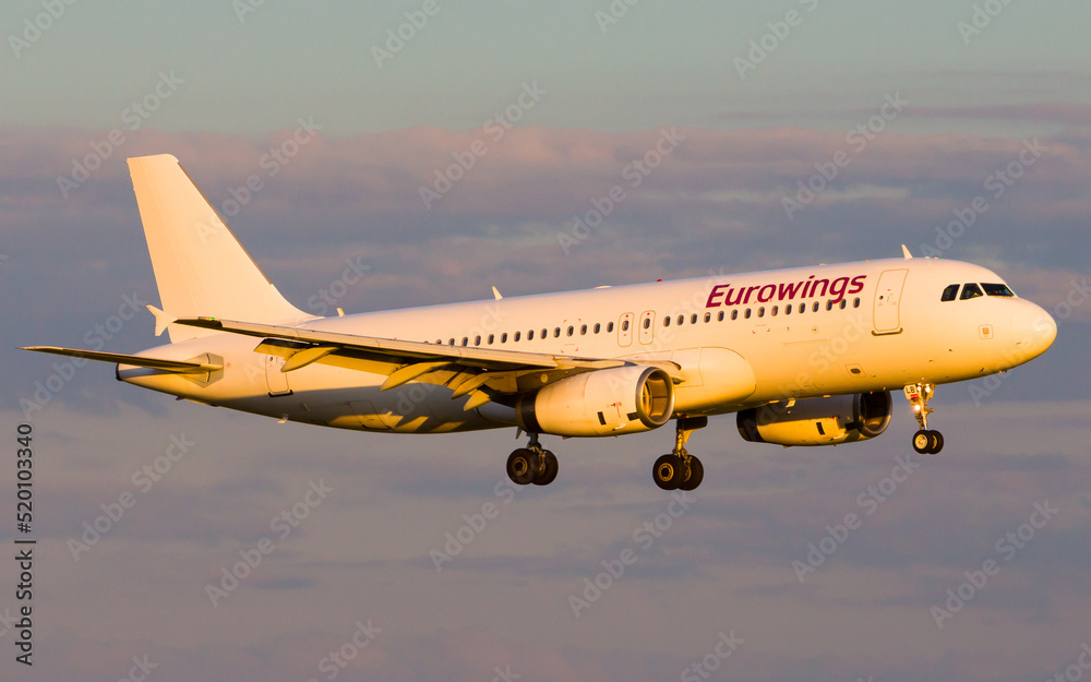 Foto de Eurowings Airbus 320 // Eurowings operated by Avion Express ...