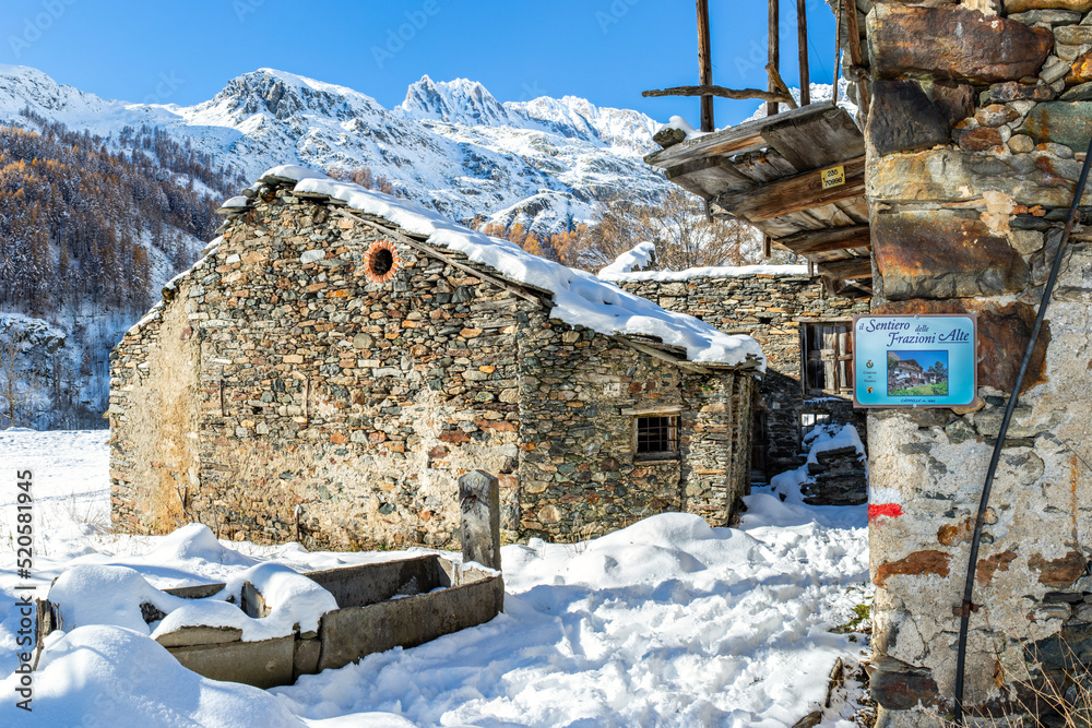 Foto de Noasca, Piedmont, Italy - November 22, 2018: the tiny shepherd ...