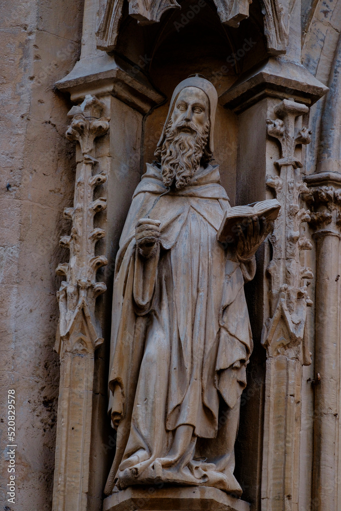 Escultura a Ramon Llull, de Pedro de San Juan,1398, Iglesia de San ...