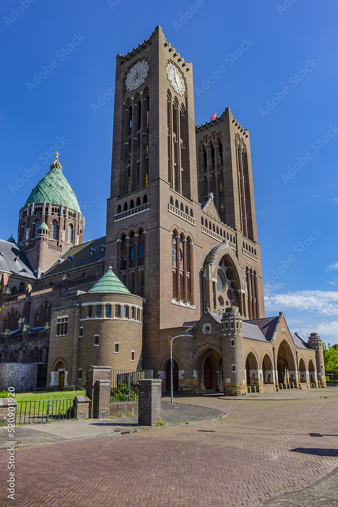 Saint Bavo's Cathedral Basilica (Koepel Kathedraal), Roman Catholic ...