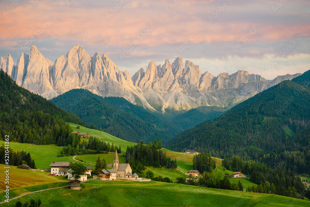 Stunning view of the Funes Valley (Val di Funes) with the Santa ...