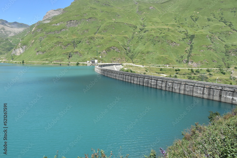 Foto de Diga del lago di Morasco alta Val Formazza, Piemonte, Italia ...