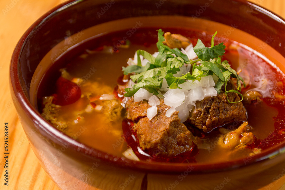 Menudo, pozole, gastronomía mexicana, salsa, picante y desayuno con ...