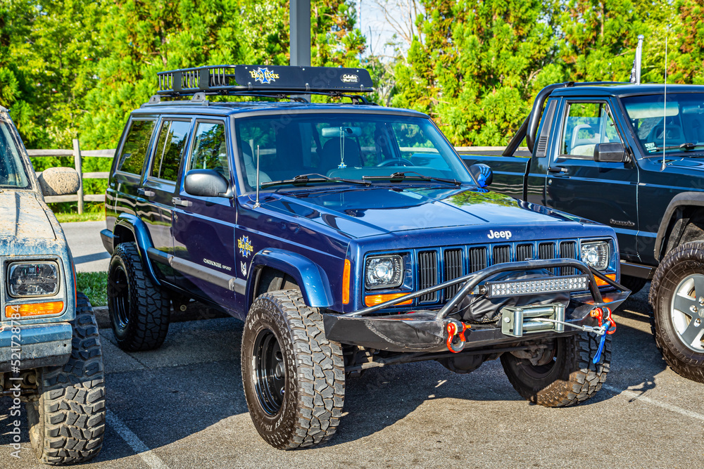 Modified Jeep Cherokee XJ Sport Stock Photo | Adobe Stock