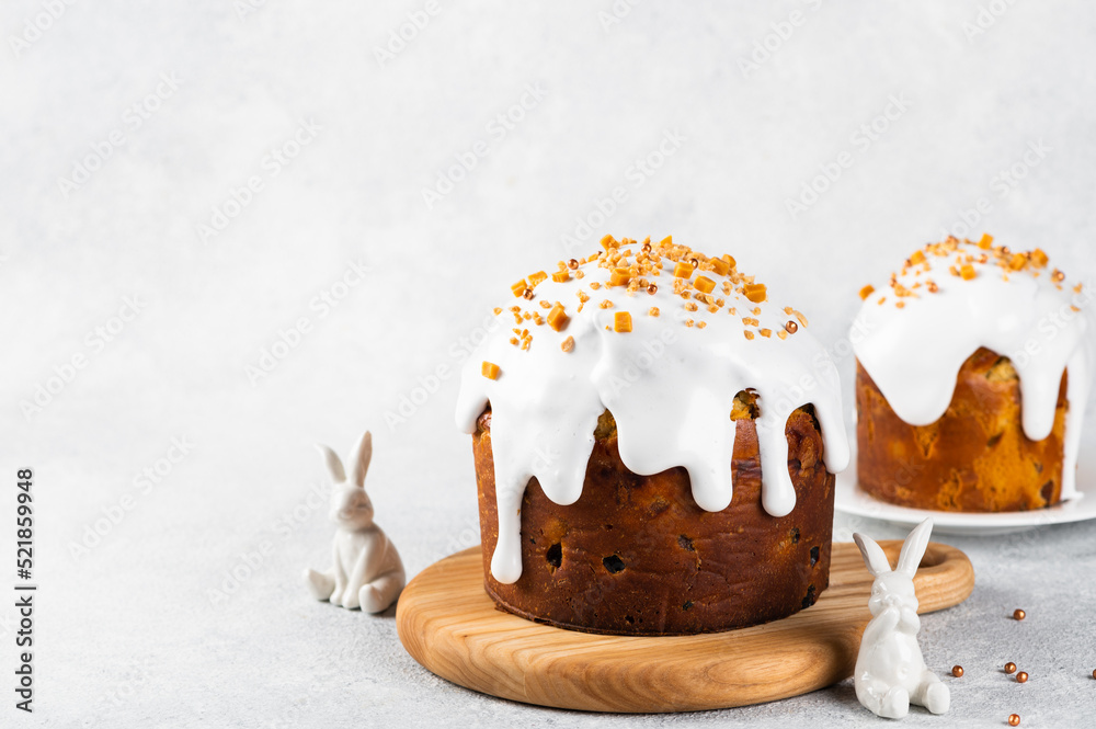 Traditional ukrainian easter cake with marshmallow glaze. Cottage ...