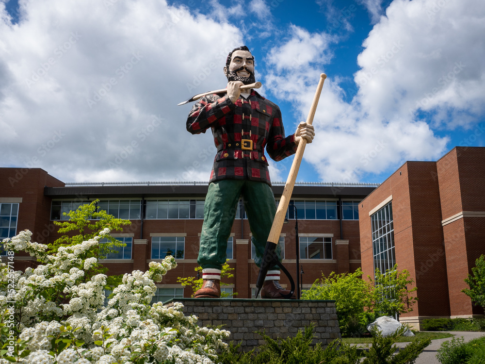 Bangor, Maine: Paul Bunyan holding double-sided ax and lumberjack's ...
