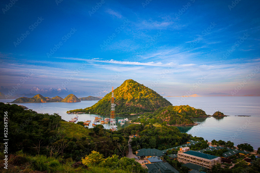 Beautiful scenery in Labuan bajo, islands like pieces of heaven ...