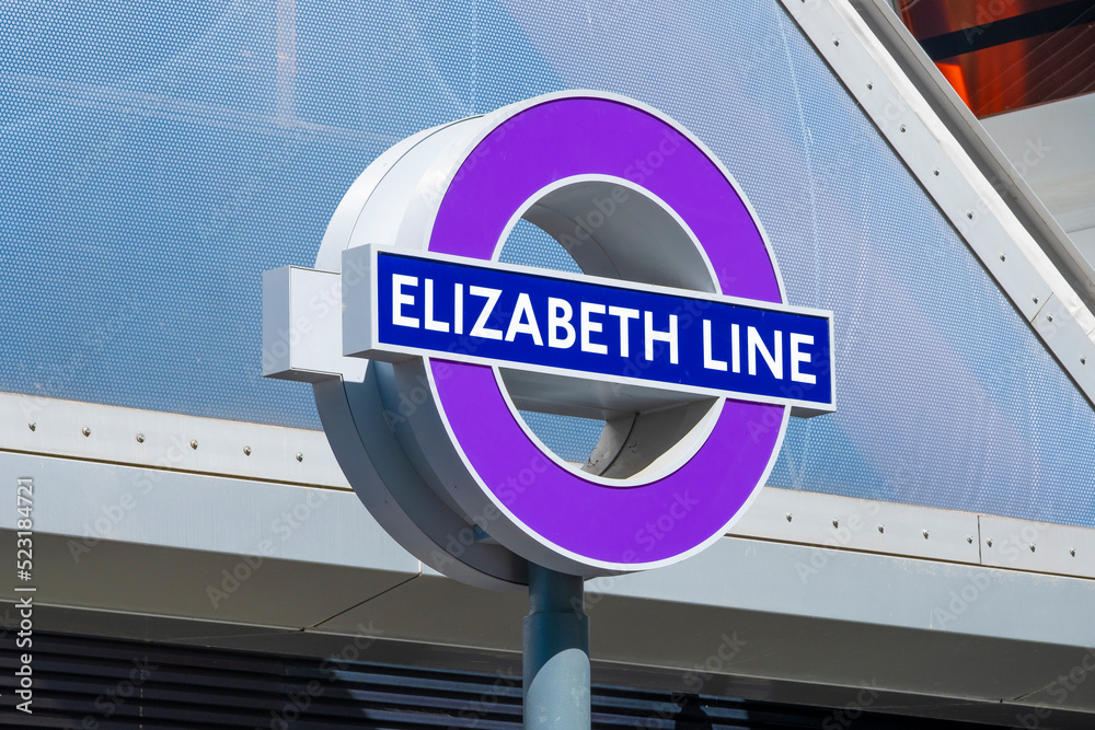 London, UK. 11th August 2022. The iconic London Underground tube ...