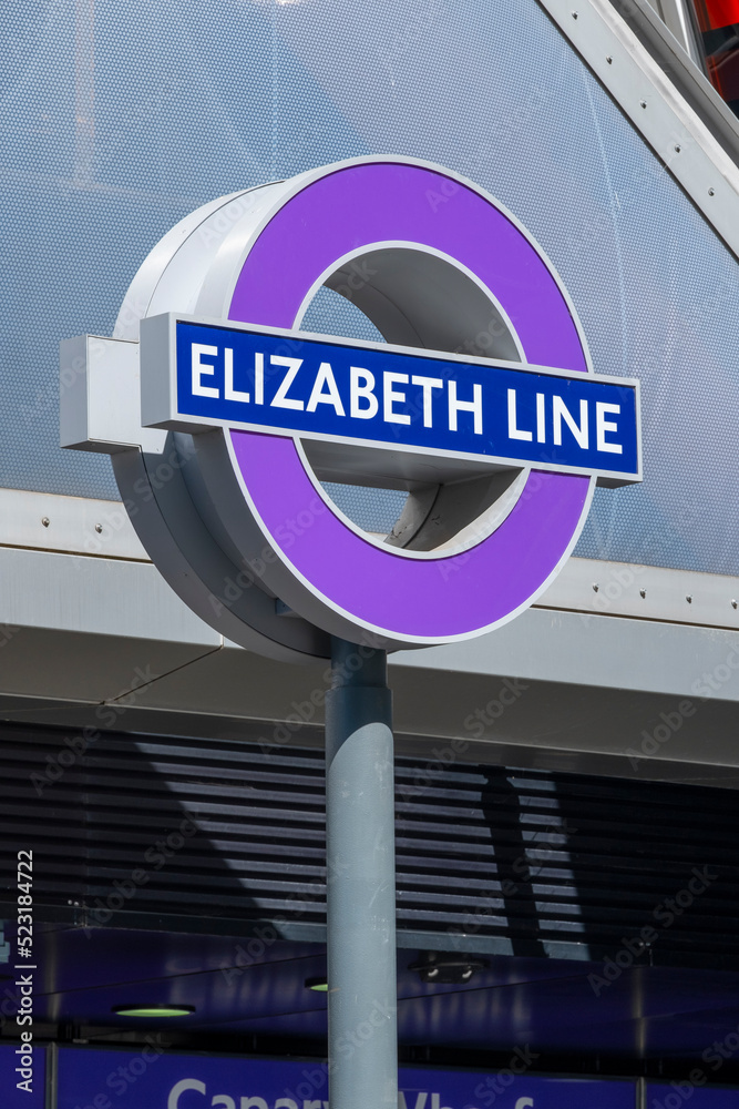 London, UK. 11th August 2022. The iconic London Underground tube ...