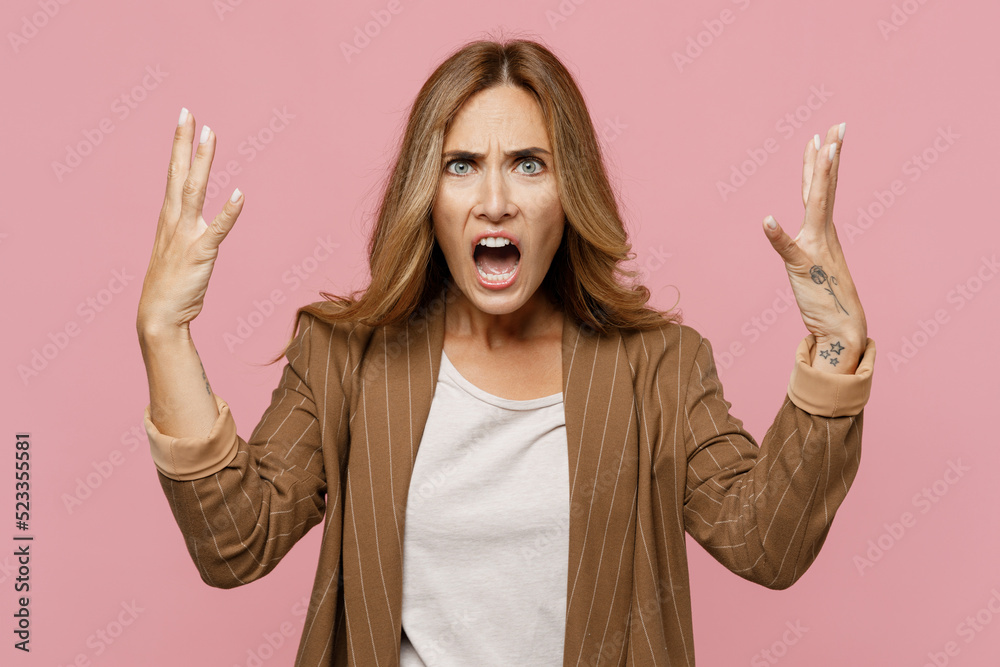 Young angry mad sad indignant furious employee business woman 30s she ...